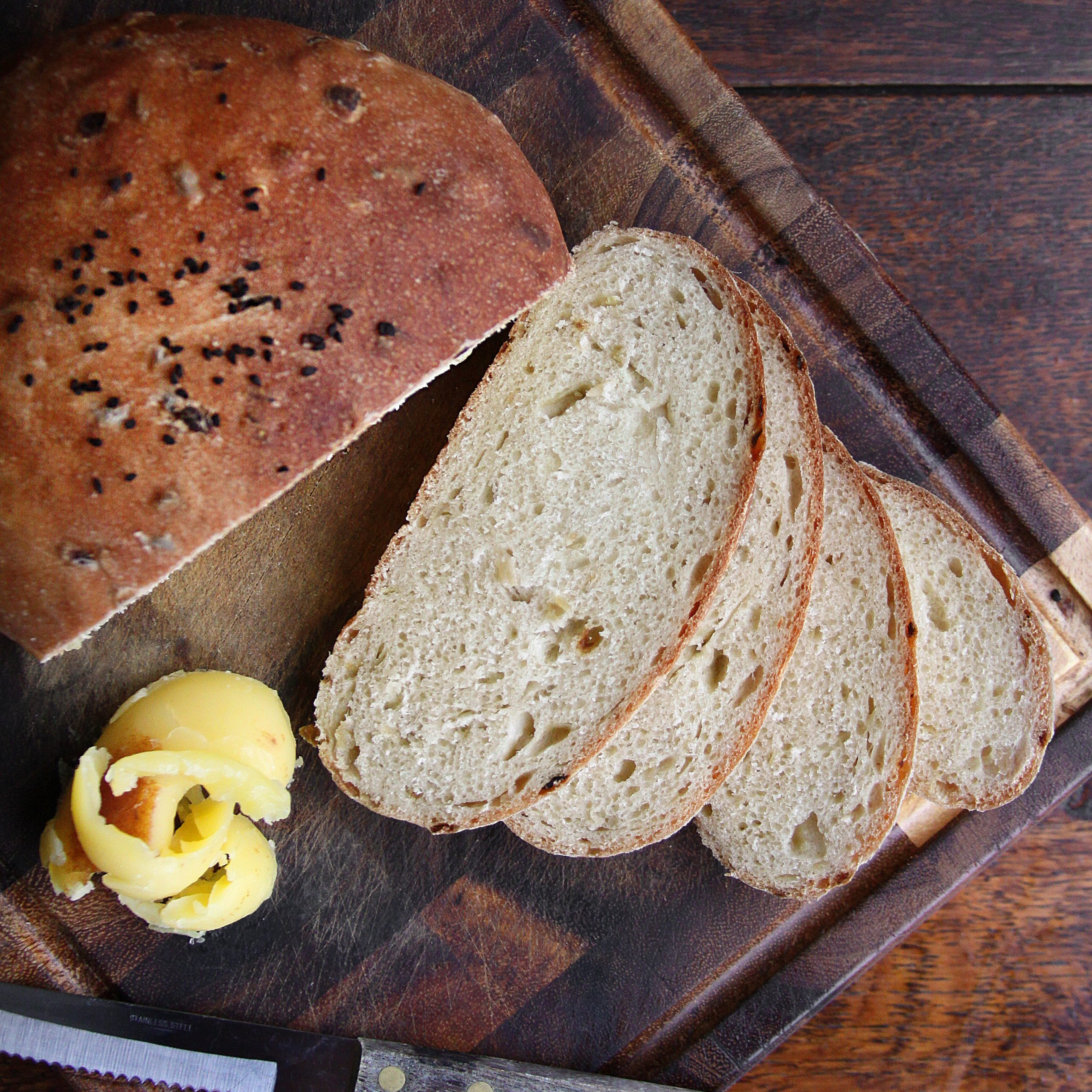 Onion & Mustard Loaf with Brown Butter - Foodie Luce
